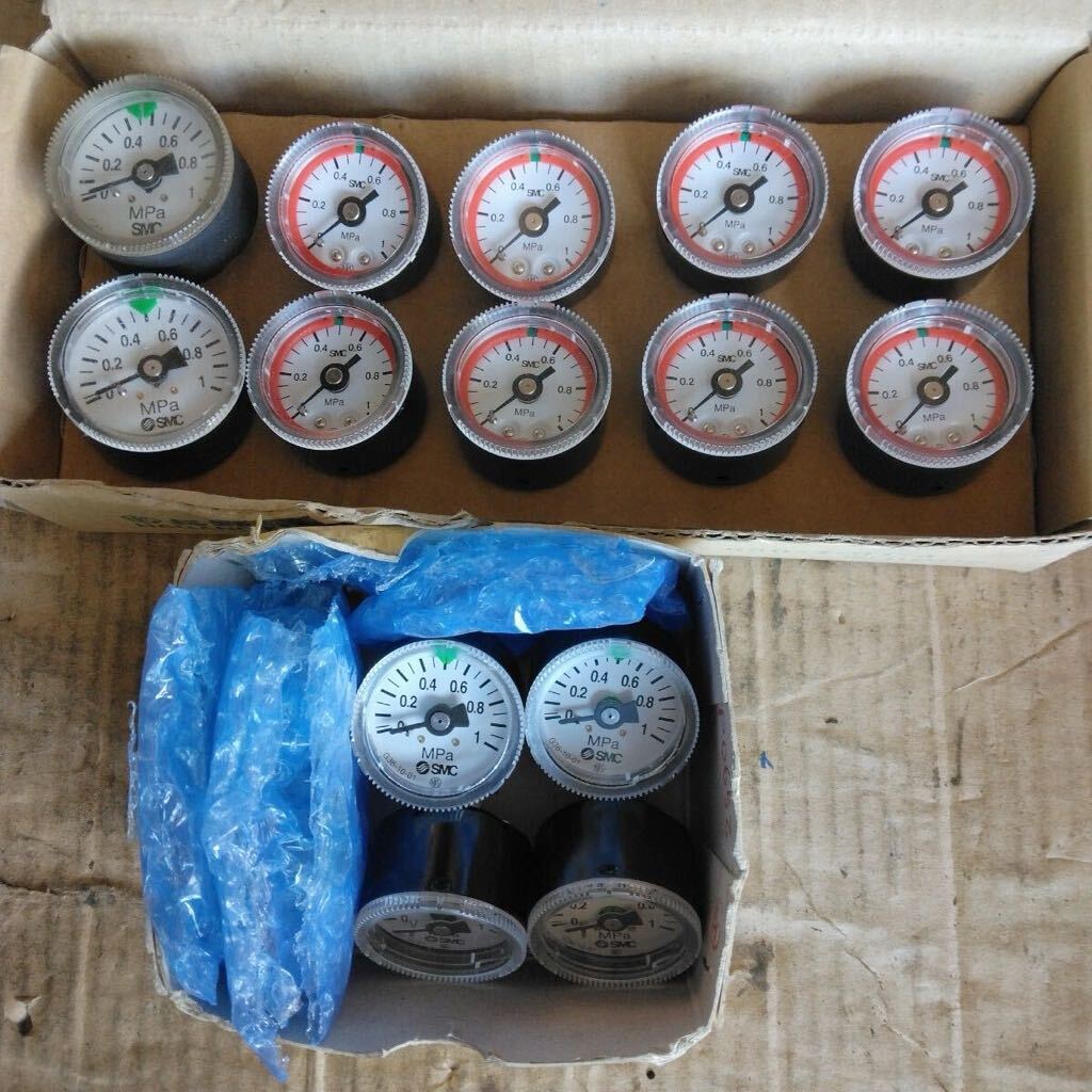 Yahoo!オークション - やu1248 SMC 圧力計 1MPa エアー用 未使用多数あ...