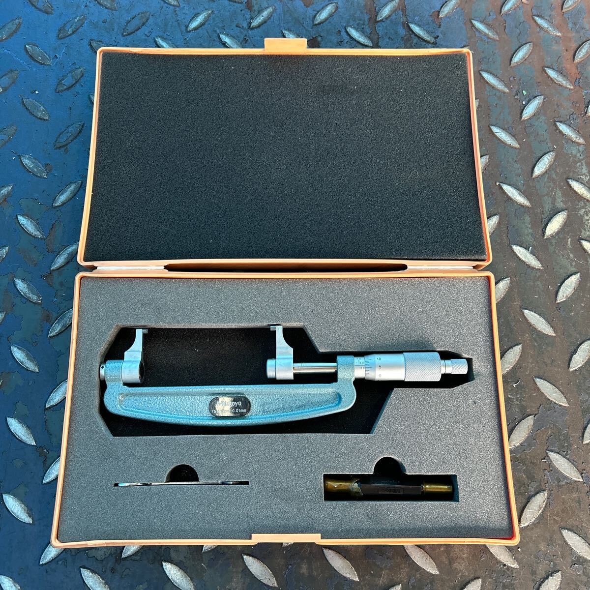 T8574 格安出品 Mitutoyo ミツトヨ 外側マイクロメーター 75-100(ノギス、マイクロメーター)｜売買されたオークション情報、yahooの商品情報をアーカイブ公開 ...