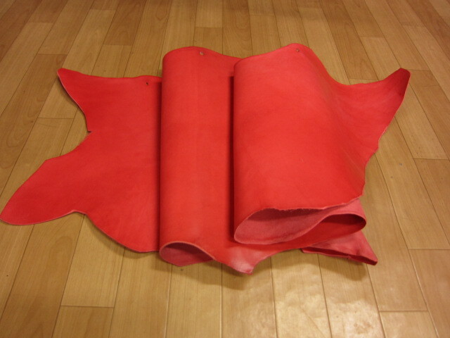 Yahoo!オークション - 9045 イタリア・ベリー・ピット鞣しヌメ 牛革 ...