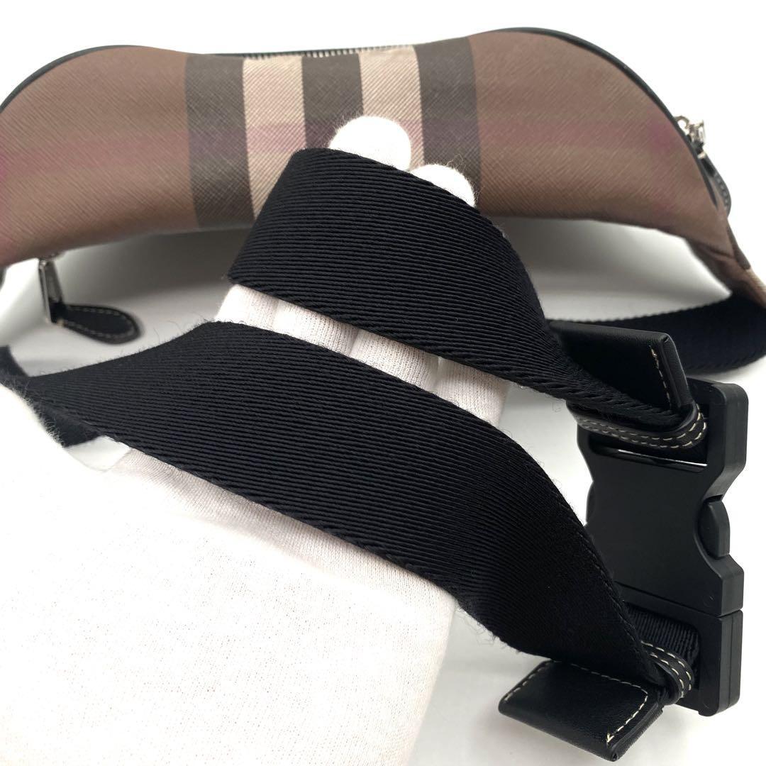 極美品 BURBERRY バーバリー ボディバッグ・ウエストポーチ PVC 極美品 BURBERRY バーバリー ボディバッグ・ウエストポーチ PVC