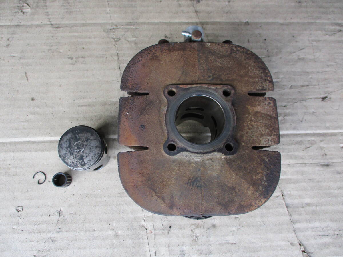 Yahoo!オークション - GT50 3M7 シリンダー ピストン 画像判断 ベ...