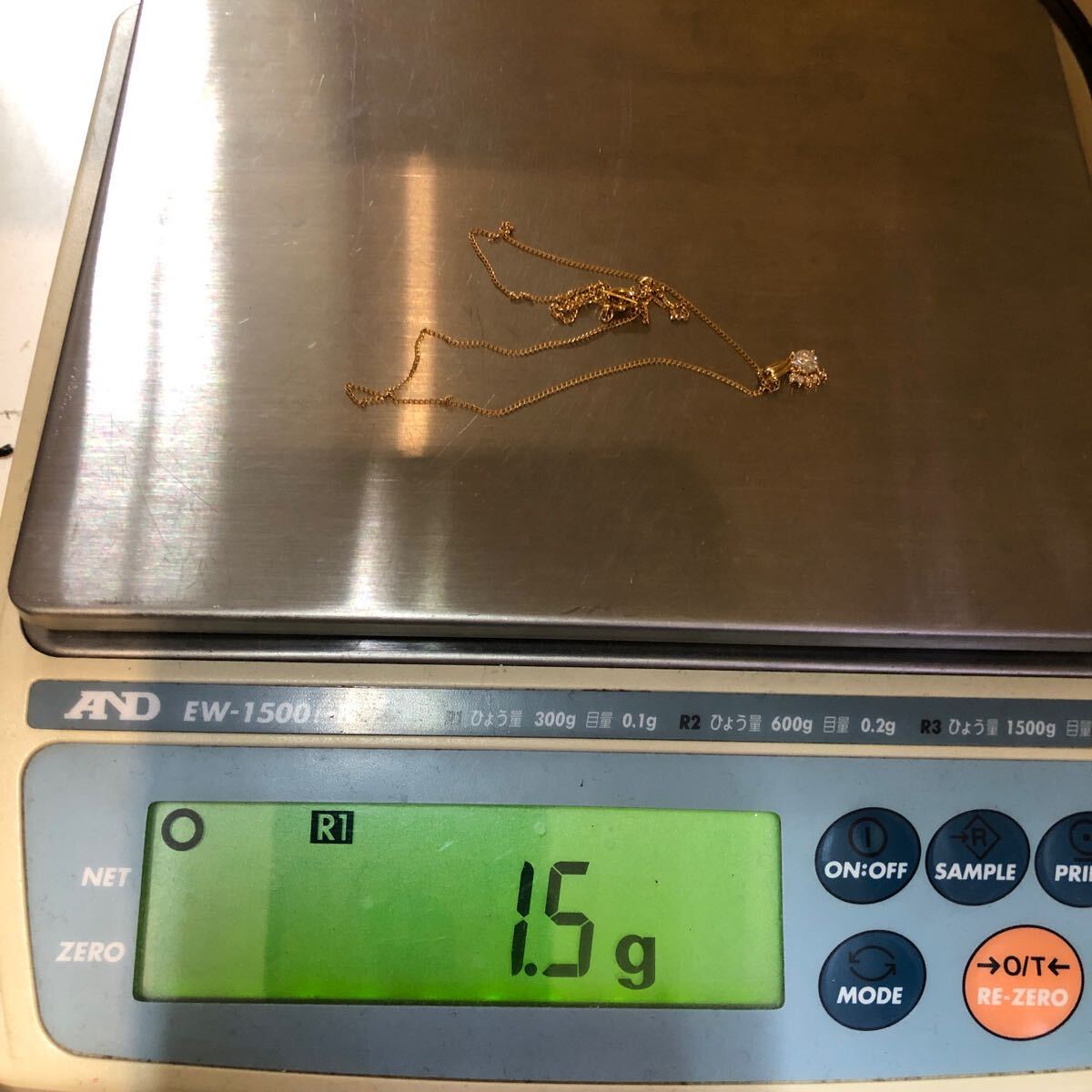 Yahoo!オークション - ネックレス ペンダント 750 K18 0.24 ダイヤモン...