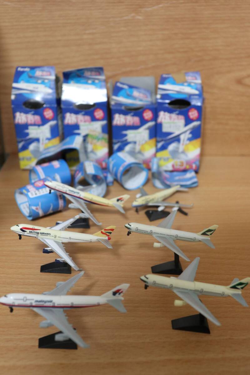 Yahoo!オークション - チョコエッグ 旅客機 Furuta 6個セット まとめ...