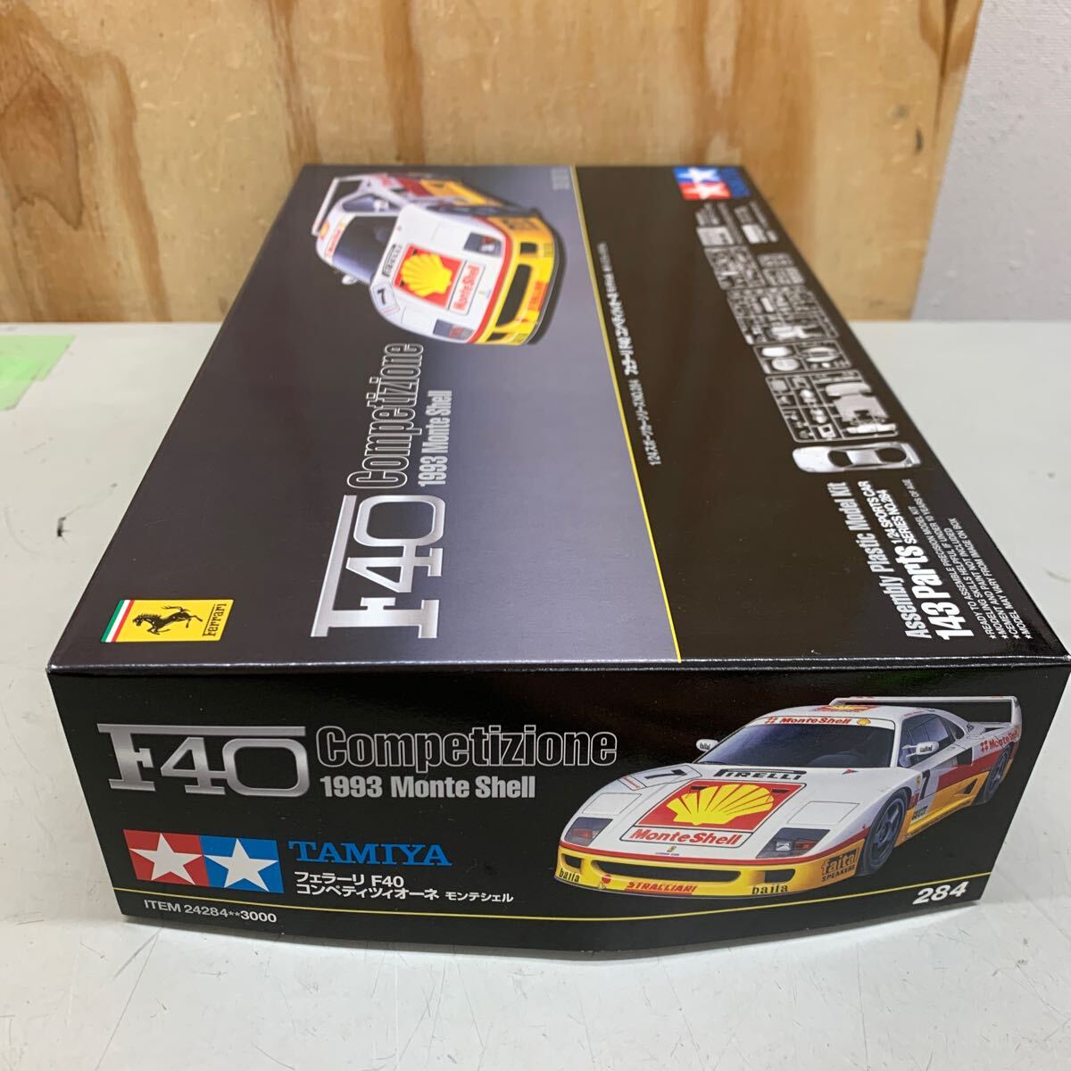 Yahoo!オークション - タミヤ コンペティツィオーネ フェラーリ F40 TA...