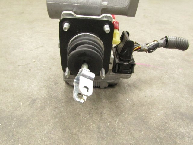 Yahoo!オークション - [H69+L1] トヨタ NHP10 アクア ABSブレーキアク...