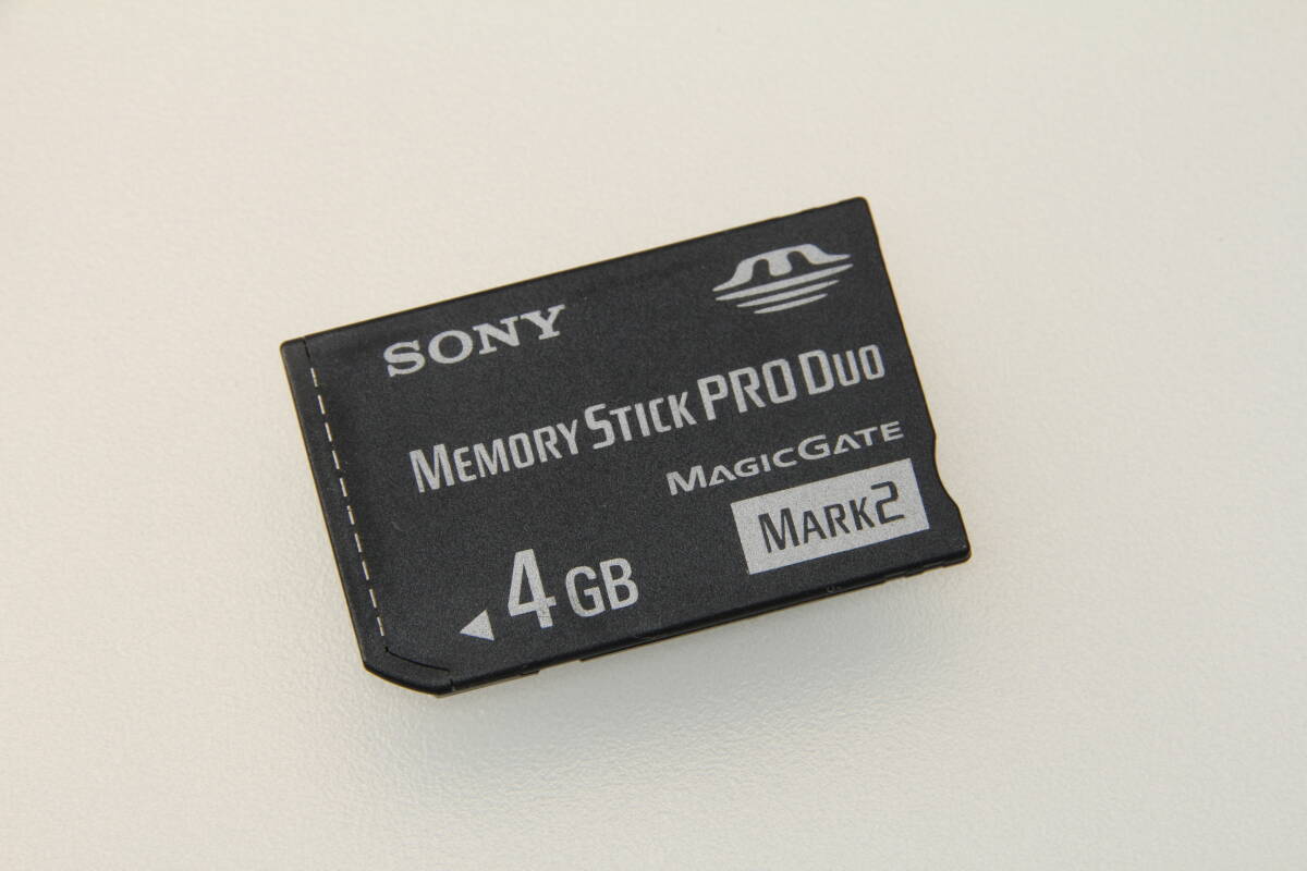 Yahoo!オークション - 4GB SONY ソニー メモリースティック MEMORY STI...