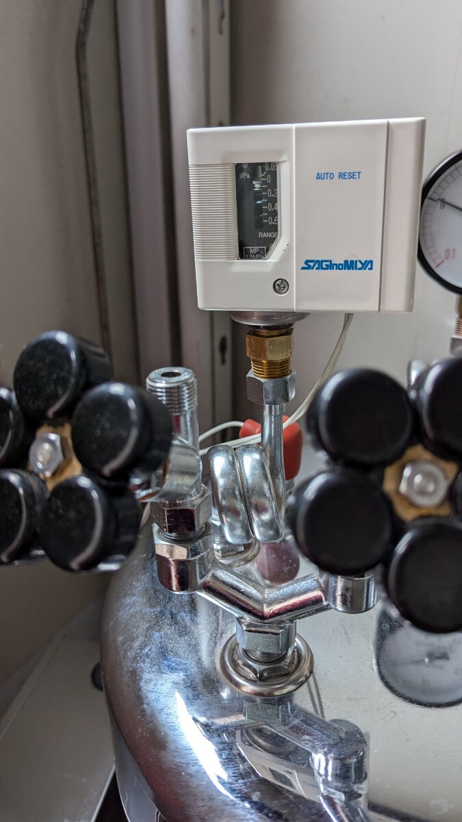 Yahoo!オークション - オーサカボイラー 卓上型 電気式 蒸気ボイラー E...