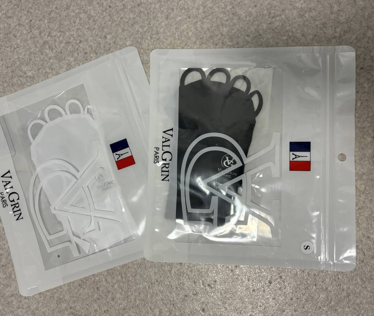 Yahoo!オークション - H325/【未使用】右手用S 白＆黒2枚 手の甲の日...