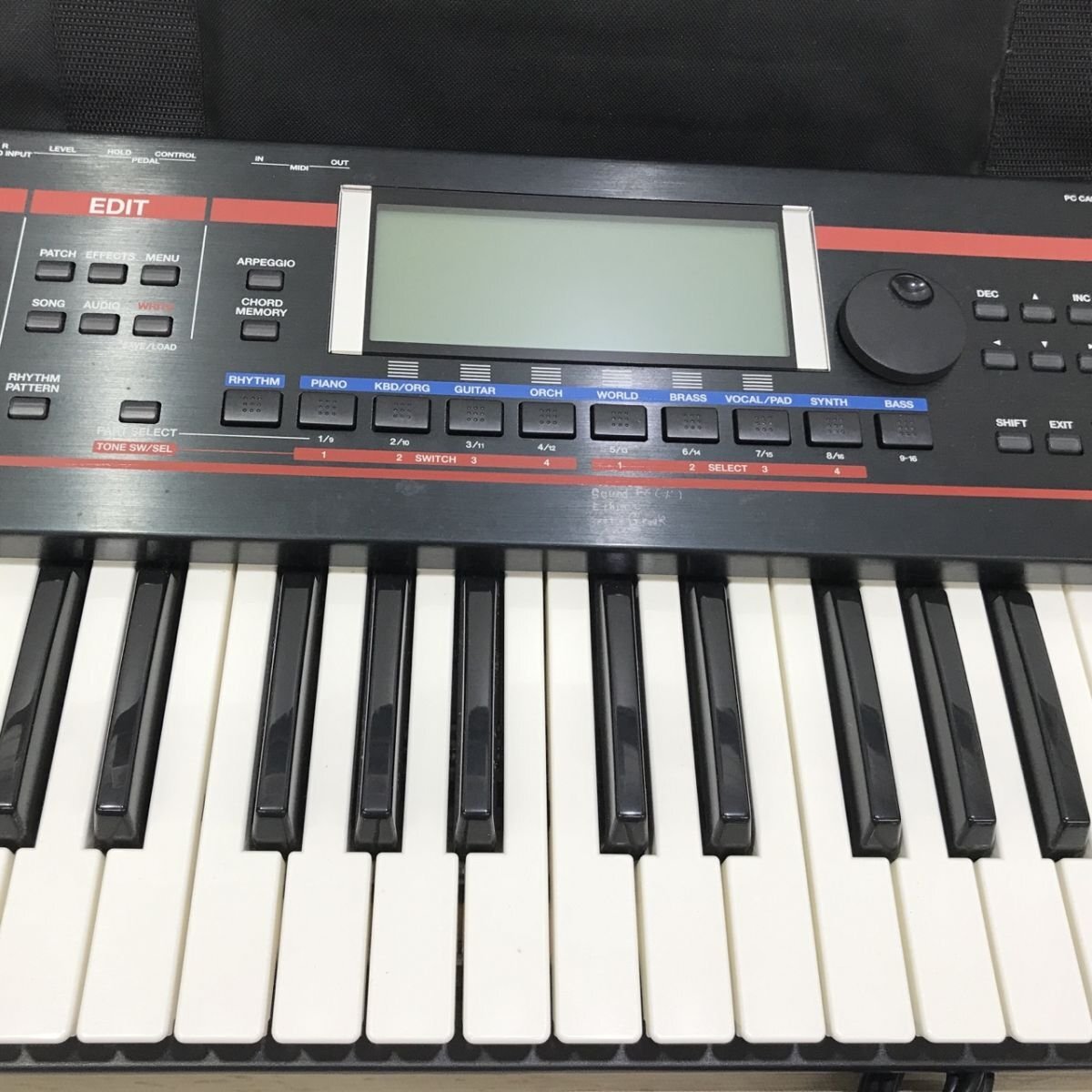 Yahoo!オークション - ジャンク品 Roland ローランド JUNO-G シンセサ...