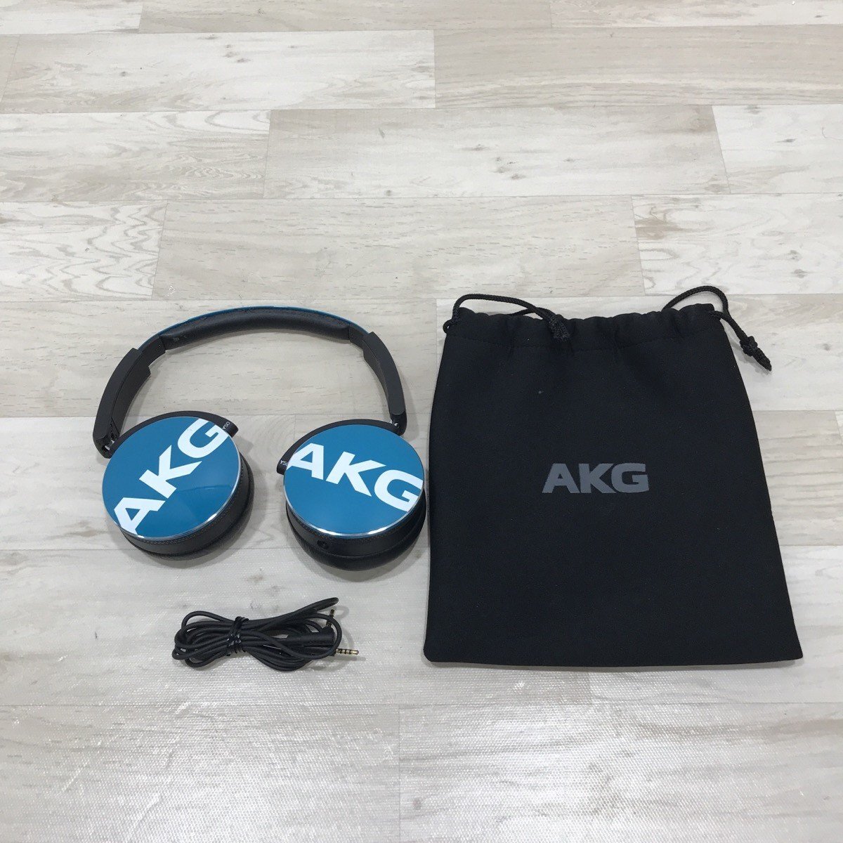 Yahoo!オークション - AKG Y50 ヘッドホン [C8250]