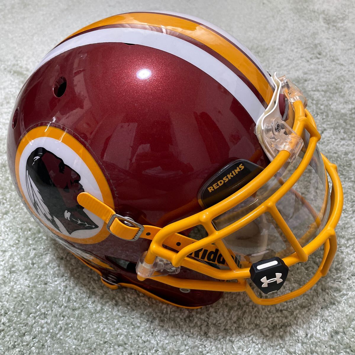 希少品】Schutt Air XP 実使用ヘルメット Lサイズ NFL 希少品】Schutt Air XP 実使用ヘルメット Lサイズ NFL