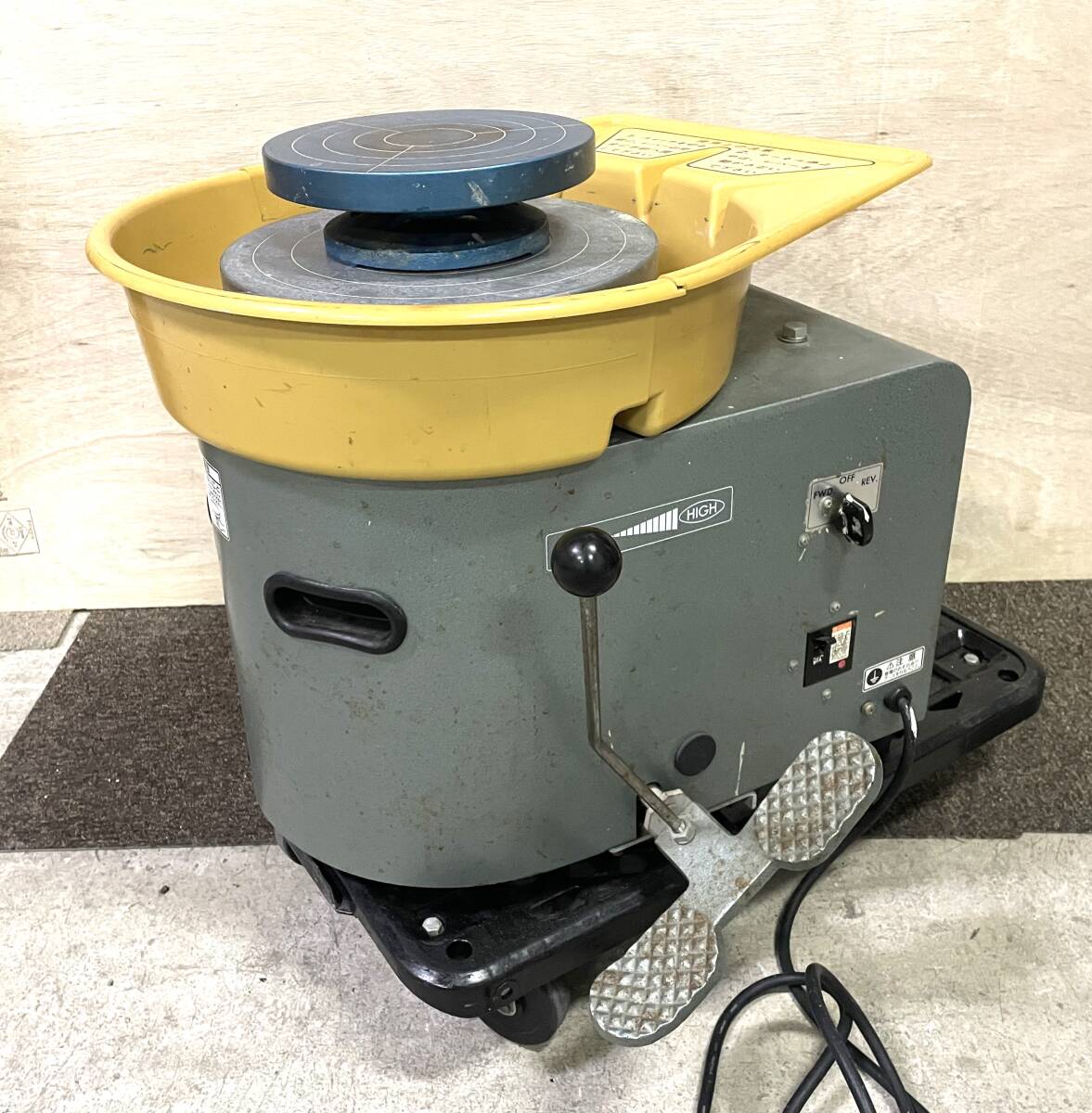 Yahoo!オークション - SHIMPO/電動ろくろ/陶芸ろくろ/RK-88B形/動作良...