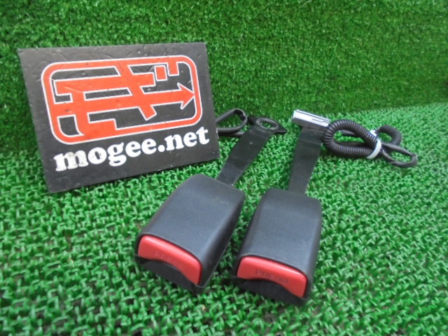 Yahoo!オークション - 9FC2042 ED4-2)) マツダ アクセラ BLFFW 後期型 ...