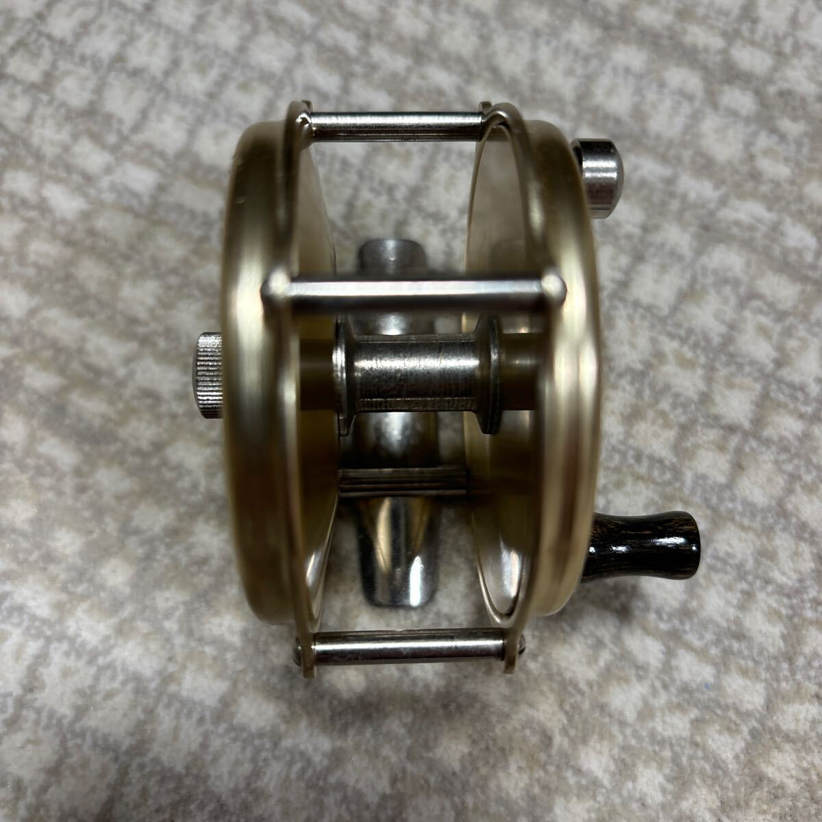 五十鈴工業 ISUZU NAC CASCADE ゴールド No.11R VH イスズ ナック カスケード #56(フライリール)｜売買されたオークション情報、yahooの商品情報をアーカイブ ...