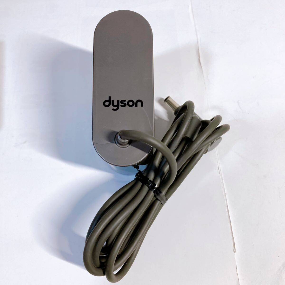 Yahoo!オークション - ダイソン 電池充電器 64506-01 通電確認済 【dys...