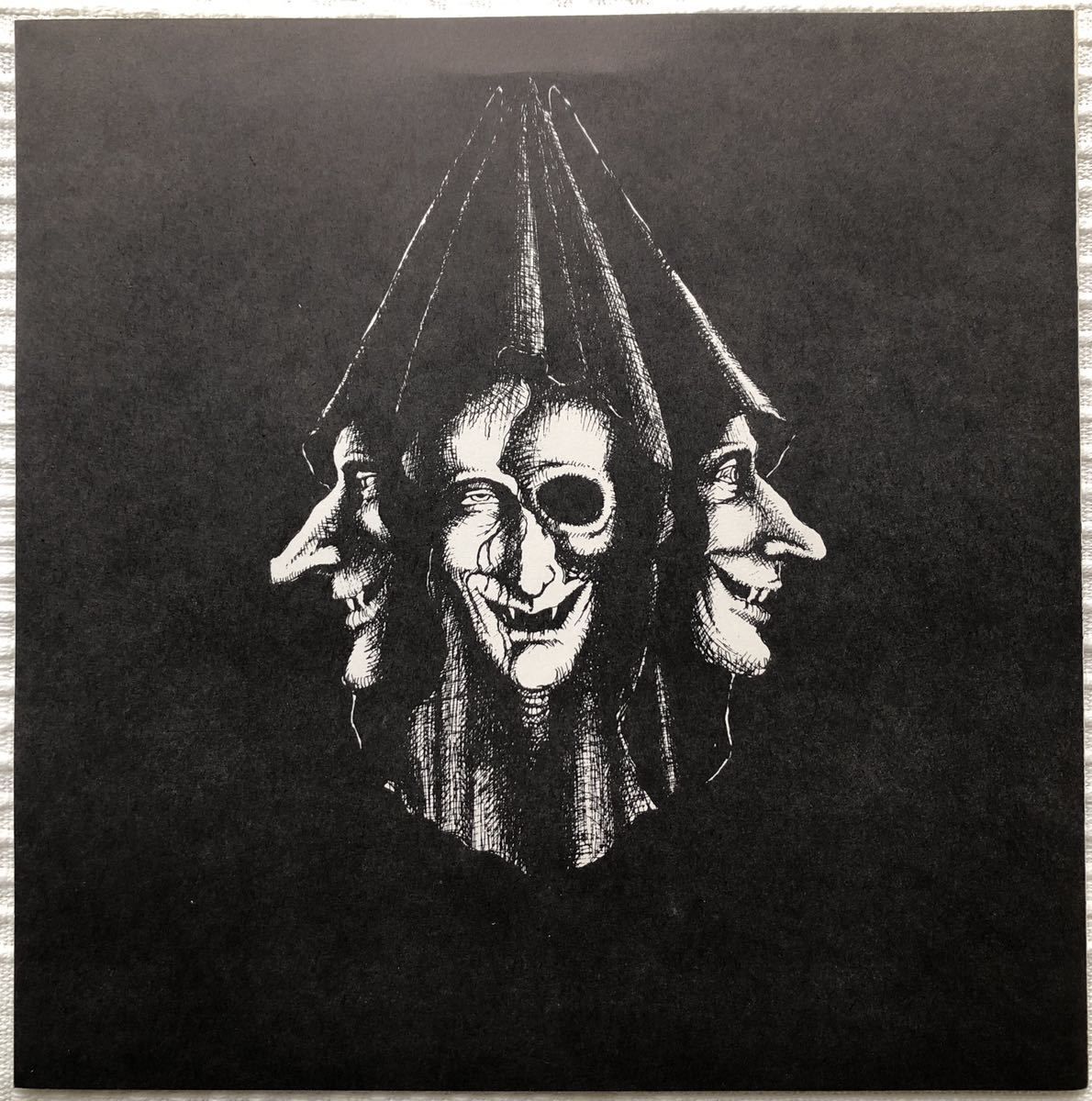 Yahoo!オークション - 新品同様 EXECUTE Criminal Flowers 7EP エクス...