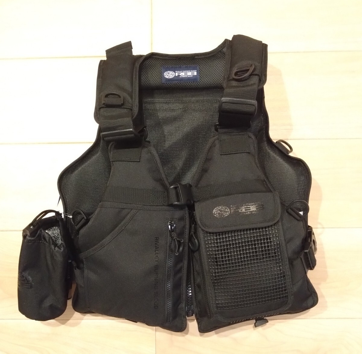 Yahoo!オークション - RBB ロックショアショートベスト 7661 リバレイ ...