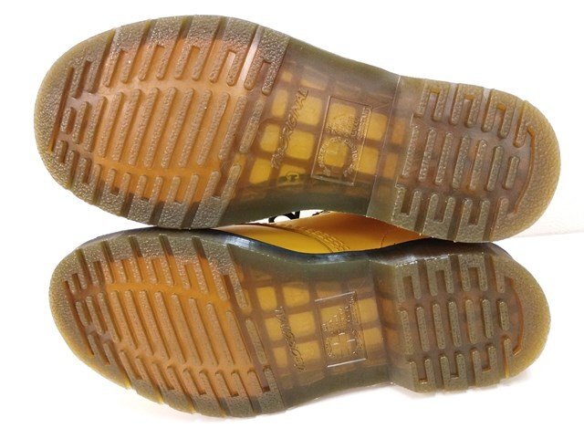 Y865c 人気 Dr.Martens ドクターマーチン 8ホールブーツ UK4 イエロー 1460 24614700 Y(中古)のヤフオク落札情報