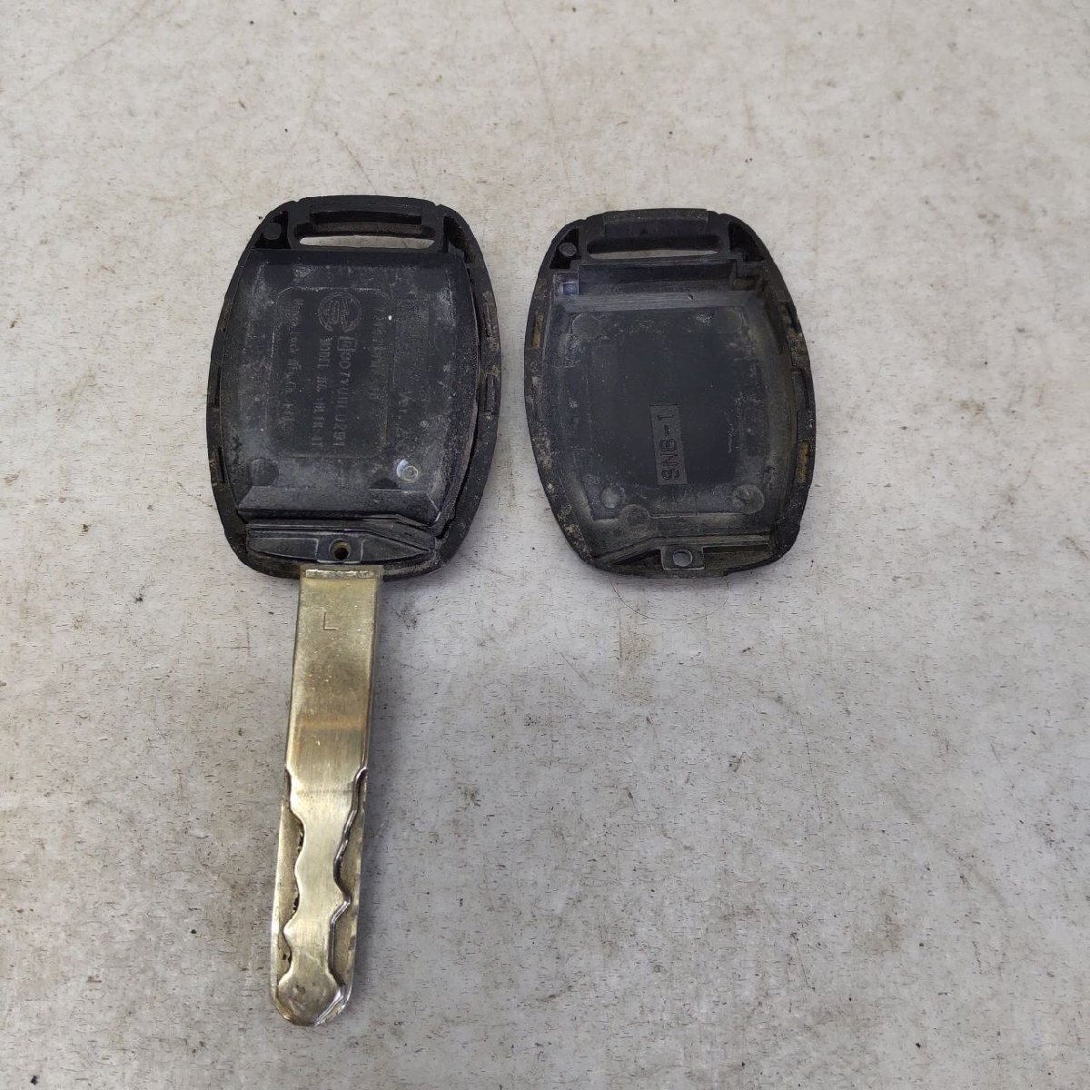 Yahoo!オークション - ZE2 インサイト 純正 キーレス Y14/24D...