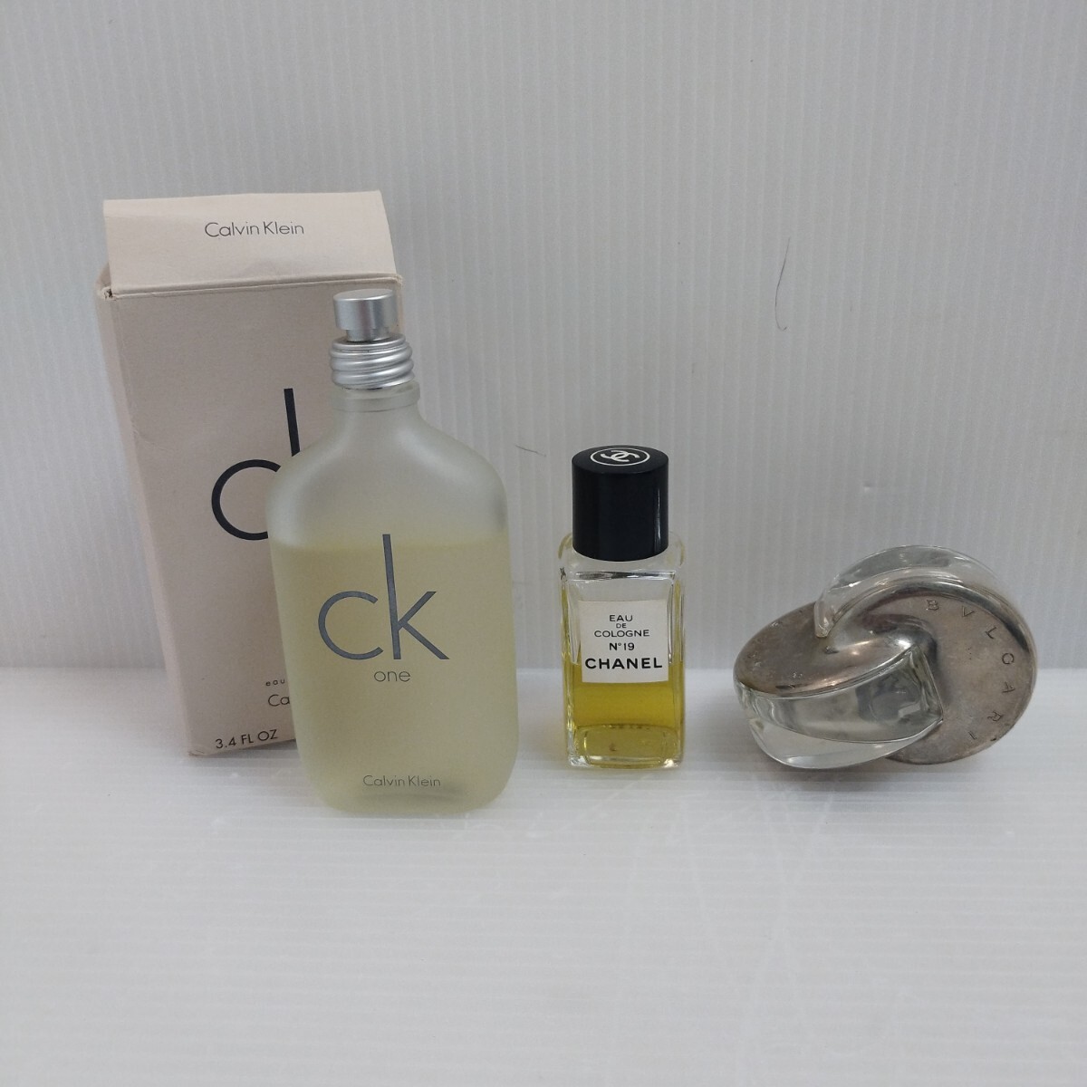 Yahoo!オークション - NA 1円〜現状品 Calvin Klein カルバンクライン ...