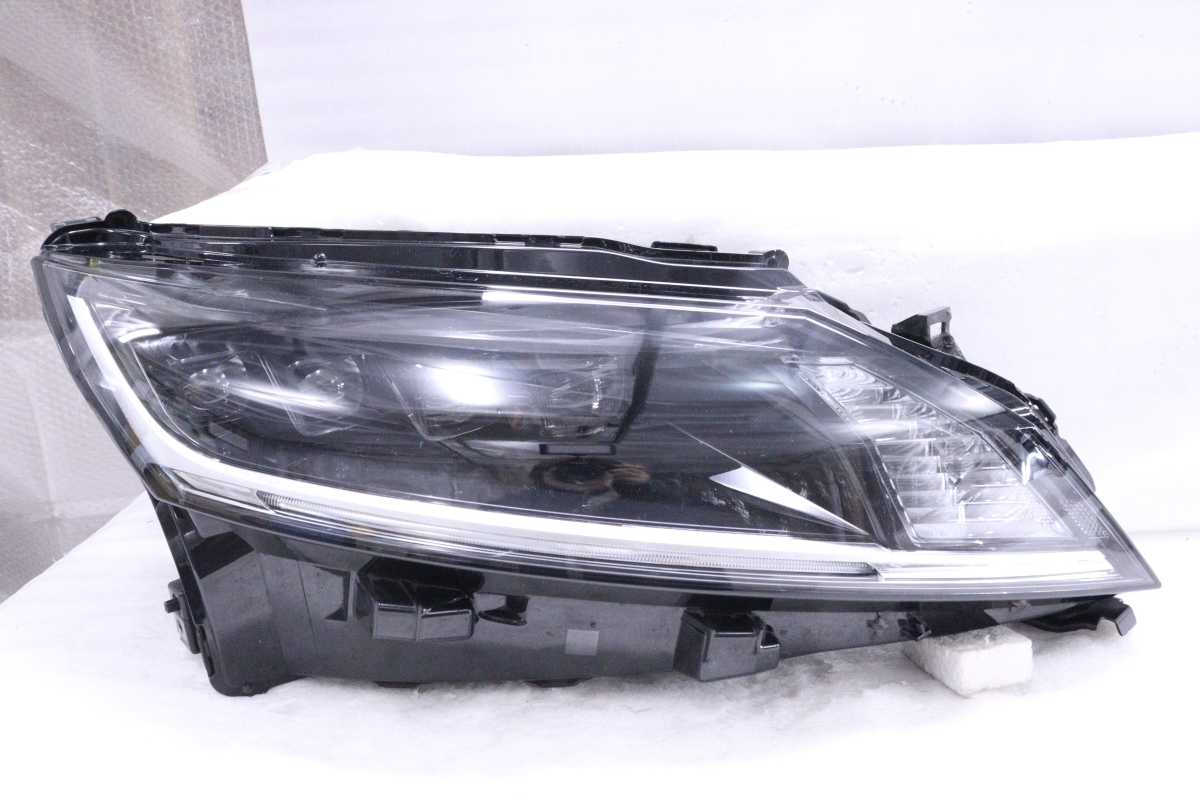 Yahoo!オークション - 42-1162 美品 LED E13 ノート 右ヘッドライト IC...