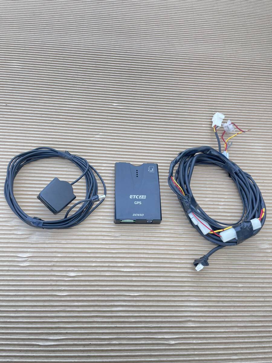 Yahoo!オークション - DENSO デンソー ETC 2.0 2.0ETC DIU-A011 GPS付 ...