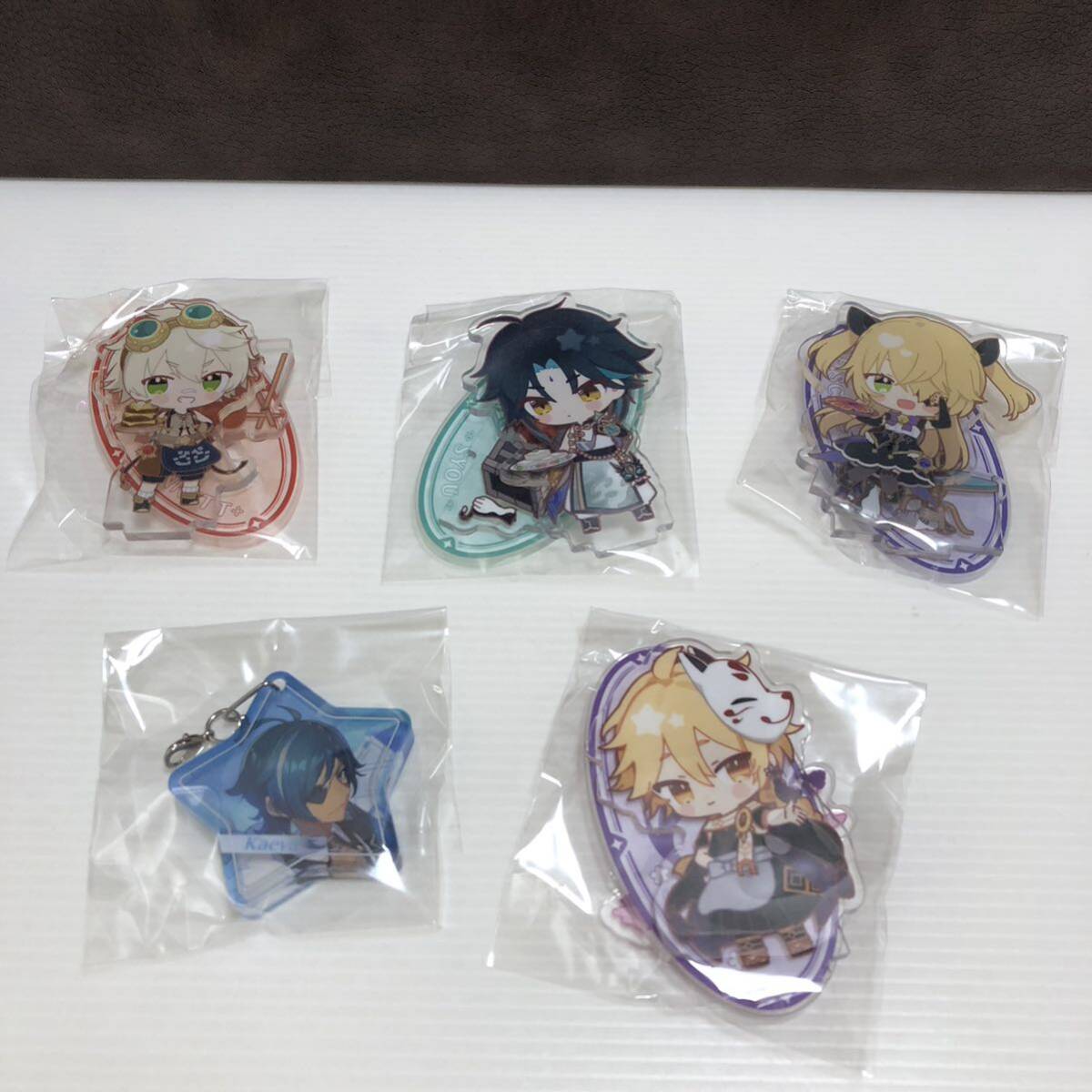 Yahoo!オークション - m475-0358-15 原神 まとめ売り 缶バッジ アクリ...