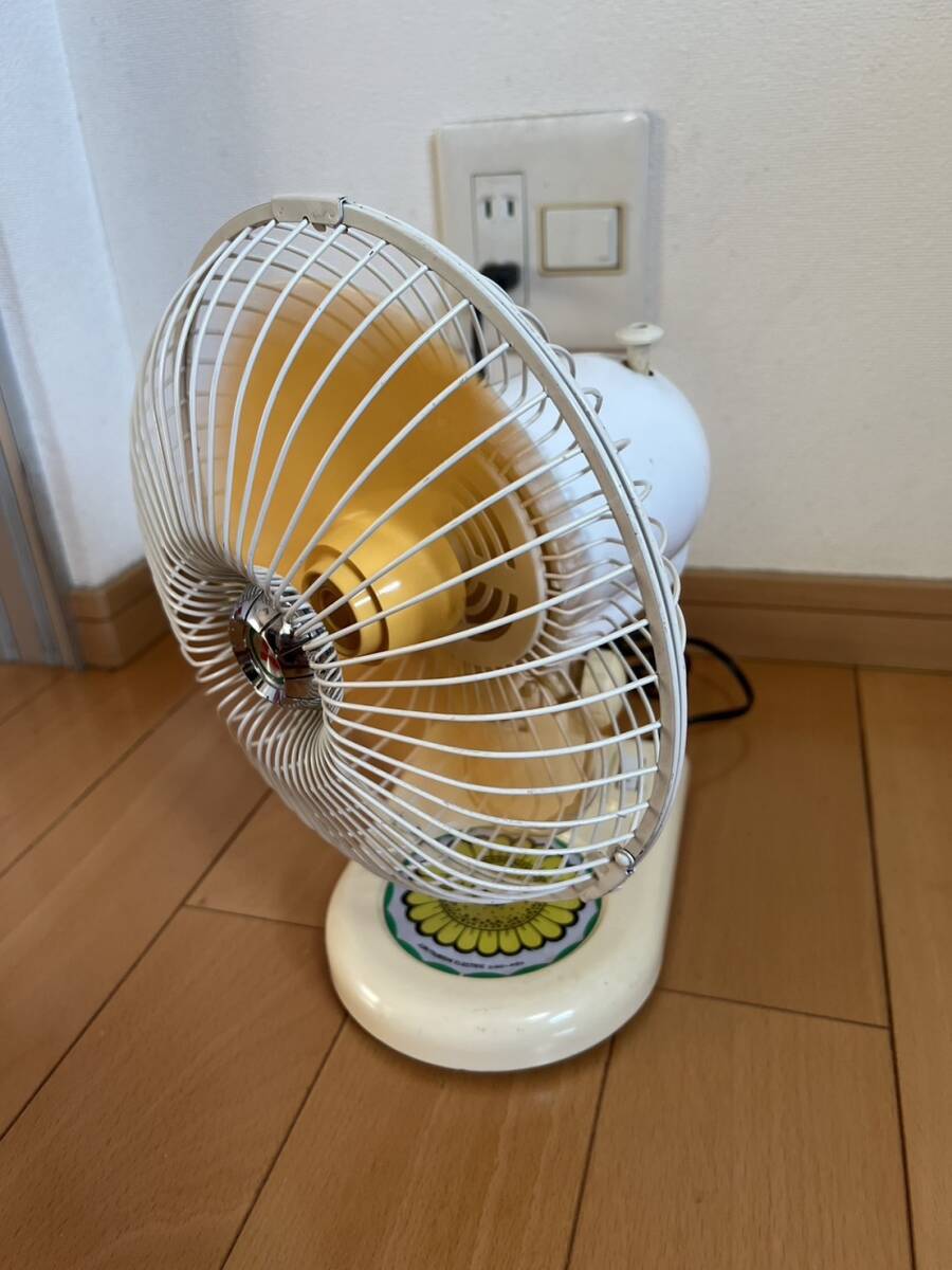 昭和レトロ 三菱電機20cm卓上扇風機 D20-AG3 ヴィンテージ 首振り良好 動作良好(扇風機)｜売買されたオークション情報、yahooの商品情報をアーカイブ公開 - オークファン ...