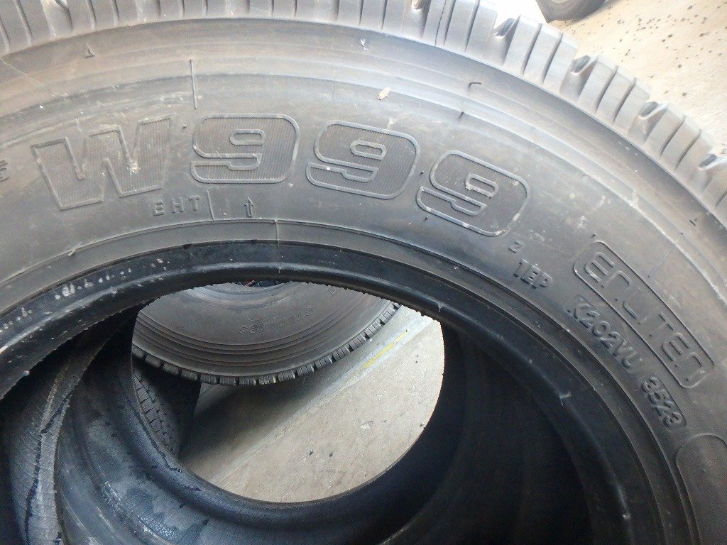 Yahoo!オークション - L79 バリ溝 2023年製 送料無料【215/70R17.5 123...