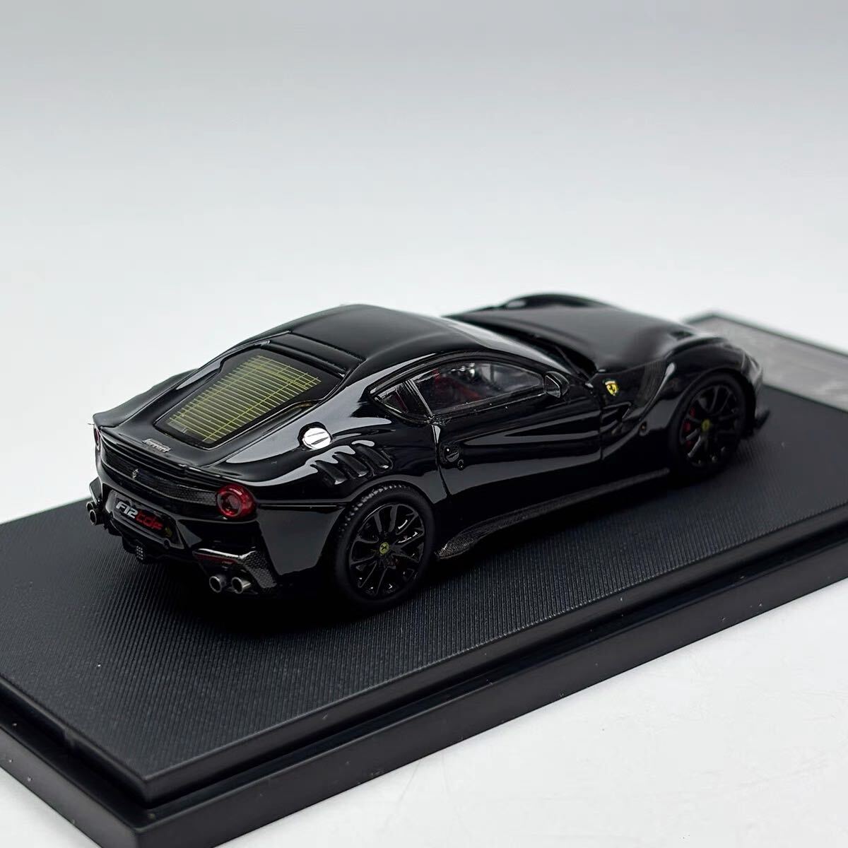 Yahoo!オークション - 1/64 little toys フェラーリ F12 TDF ボンネッ...