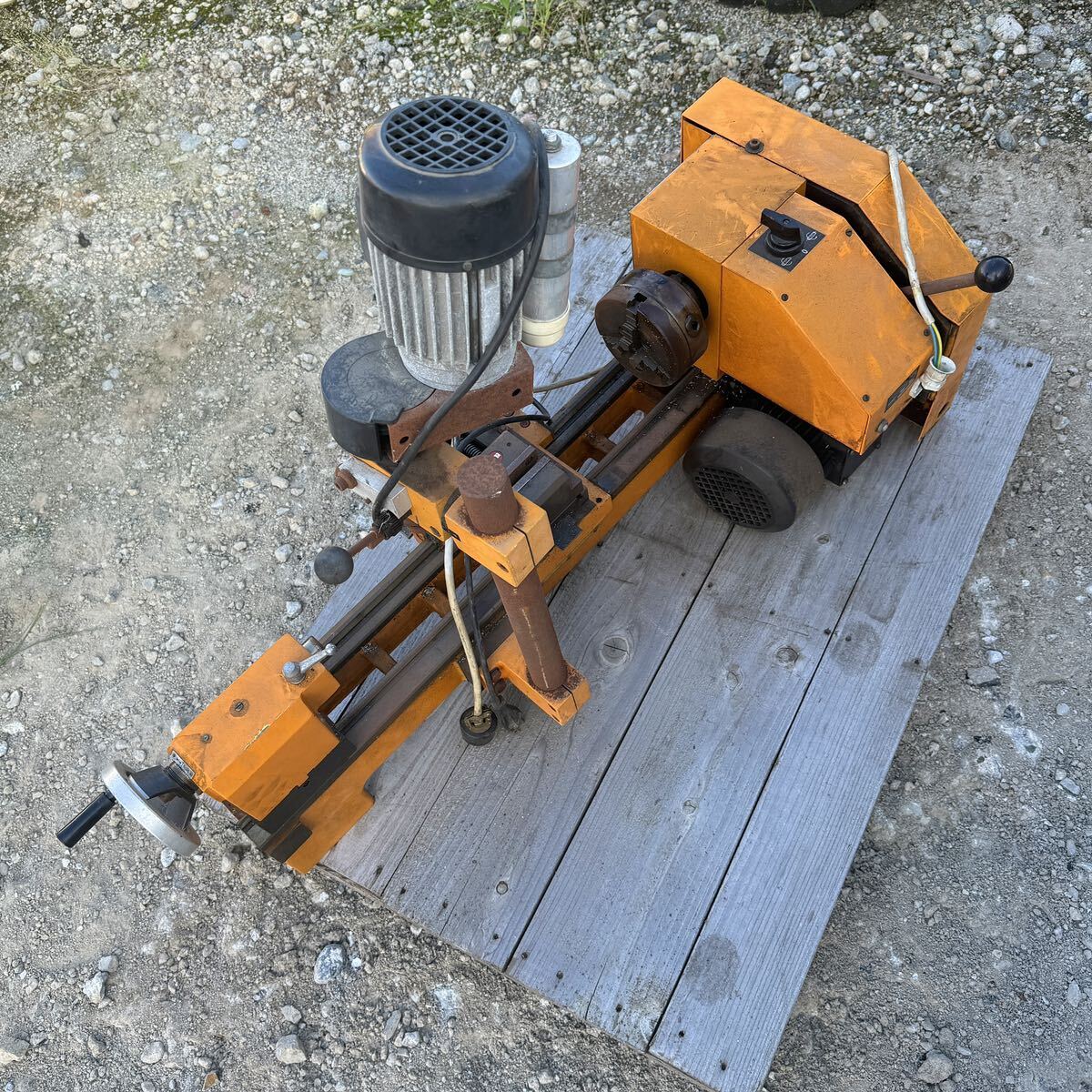 Yahoo!オークション - エムコ コンパクト8 100V 小型旋盤 emco compact...