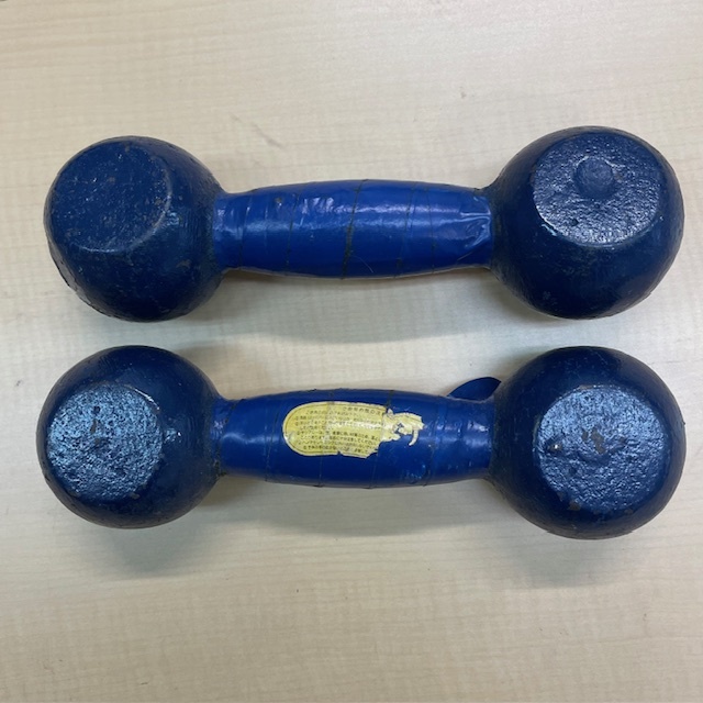 Yahoo!オークション - ダンベル3kg2個と2kg2個
