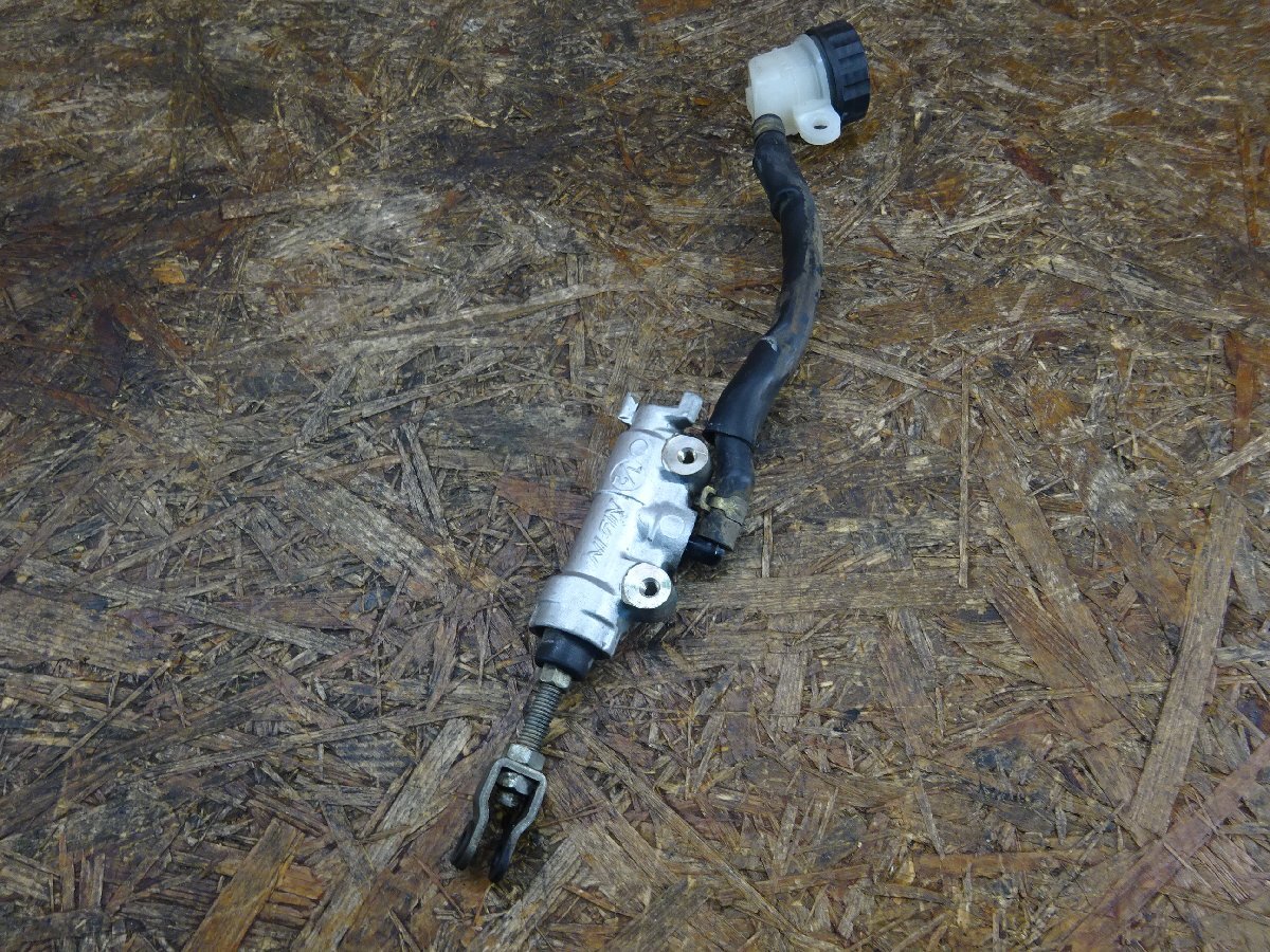 S33 スズキ TS200R SH12A-106 純正 リアブレーキマスター/タンク付き(マスターシリンダー)｜売買されたオークション情報、yahooの商品情報をアーカイブ公開 ...