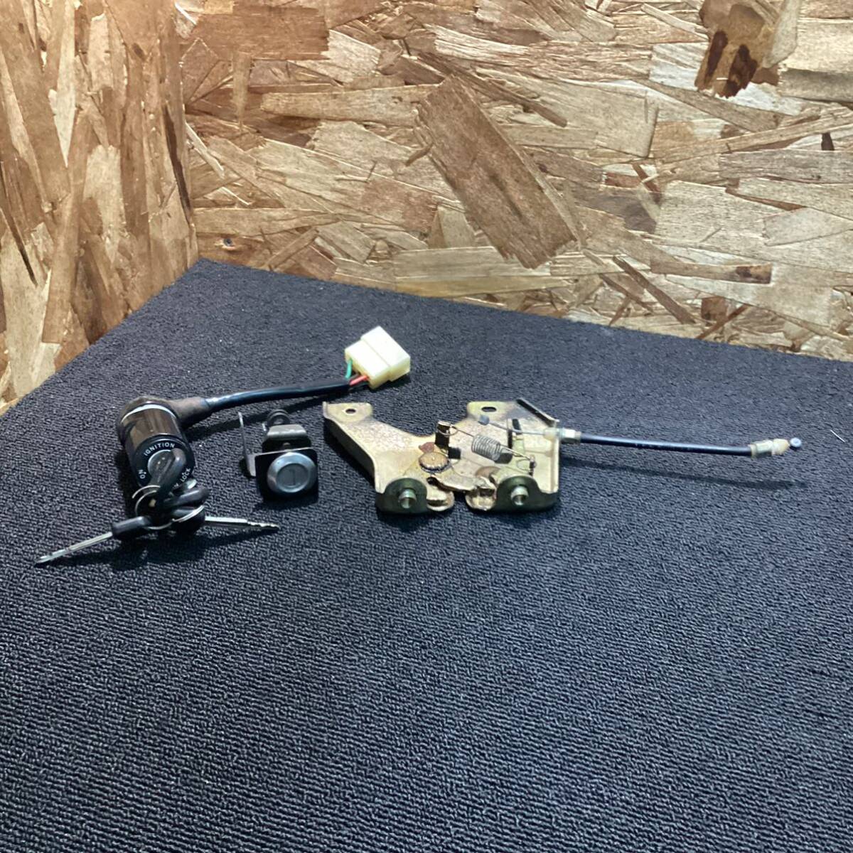 Yahoo!オークション - A10 AF53 ジョルカブ ホンダ純正 キーシリンダー...