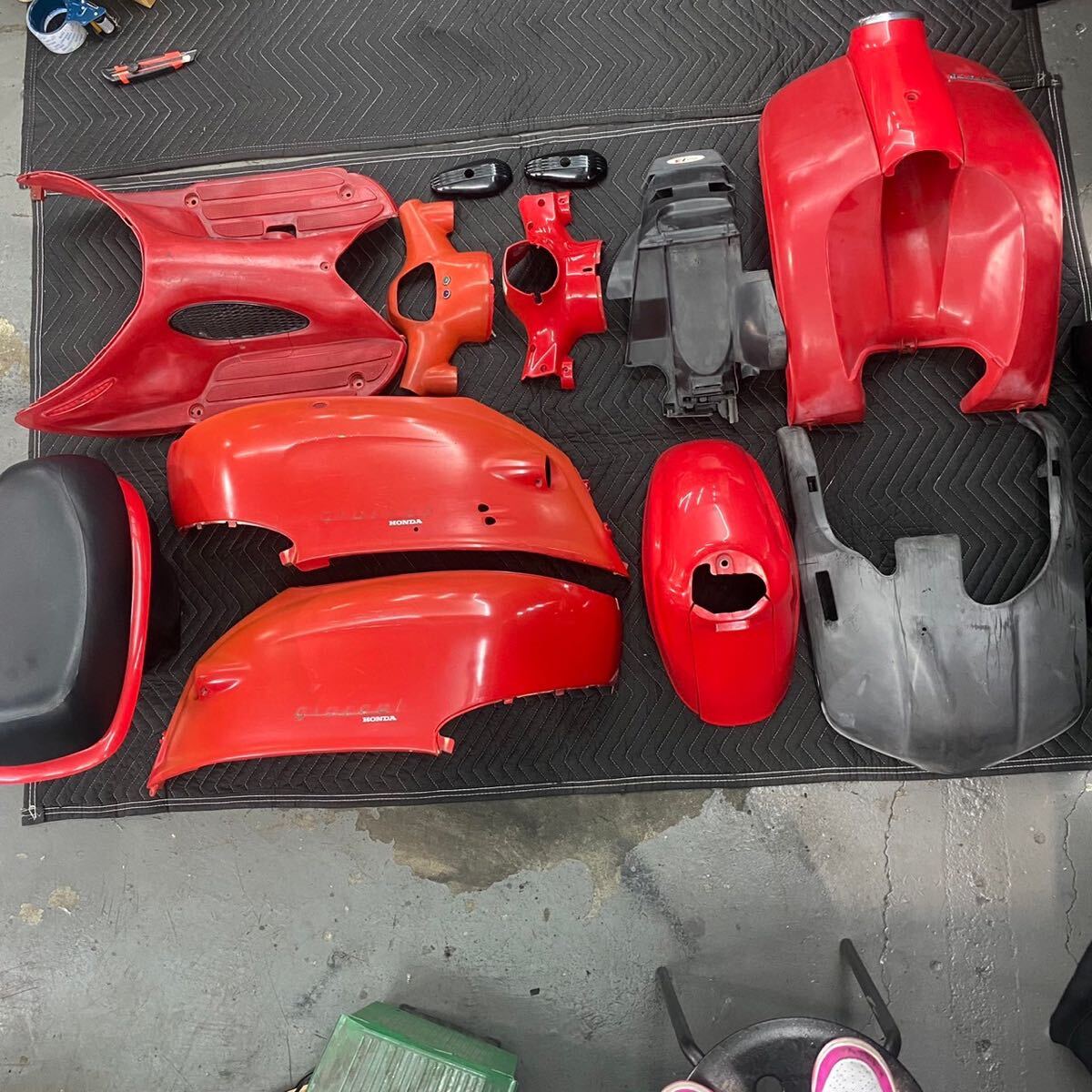 Yahoo!オークション - A14 AF53 ジョルカブ ホンダ純正 外装セット カ...