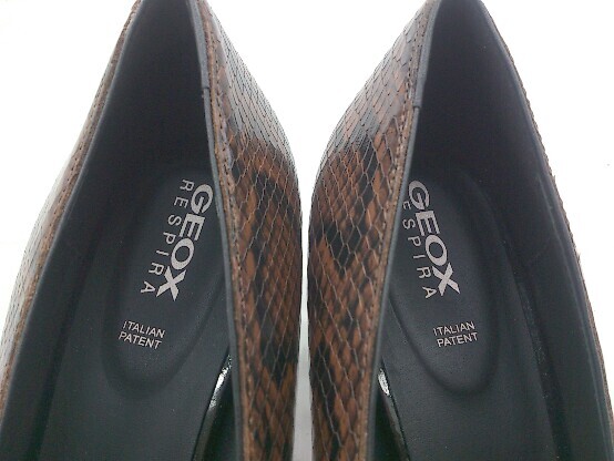 Yahoo!オークション - GEOX ジェオックス パイソン柄 ポインテッドト...