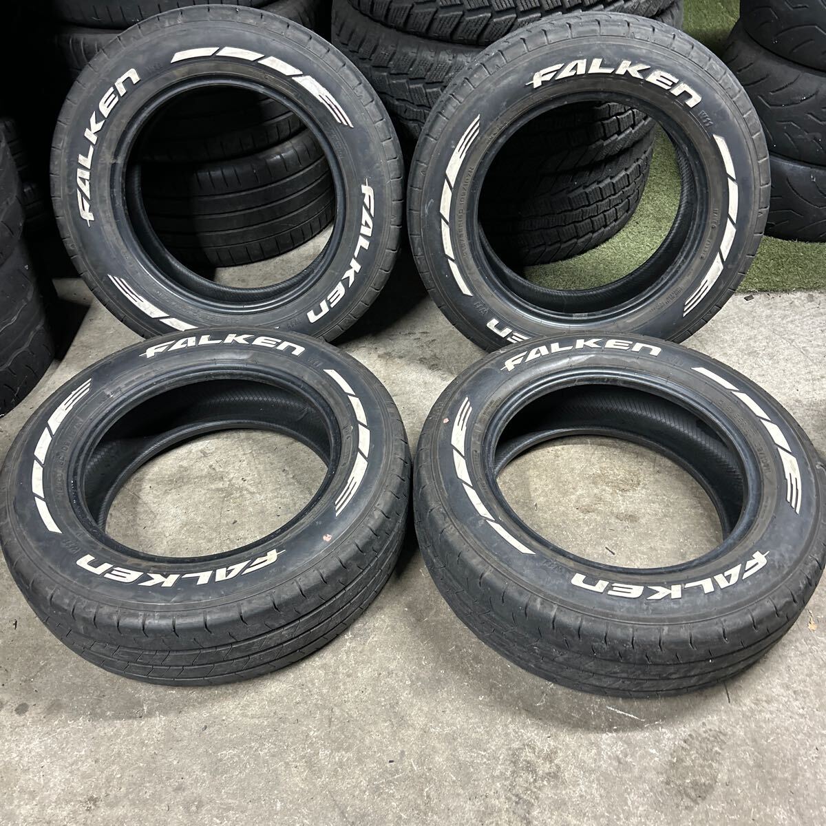 Yahoo!オークション - 215/65R16C 109/107 N ホワイトレター FALKEN. 2...