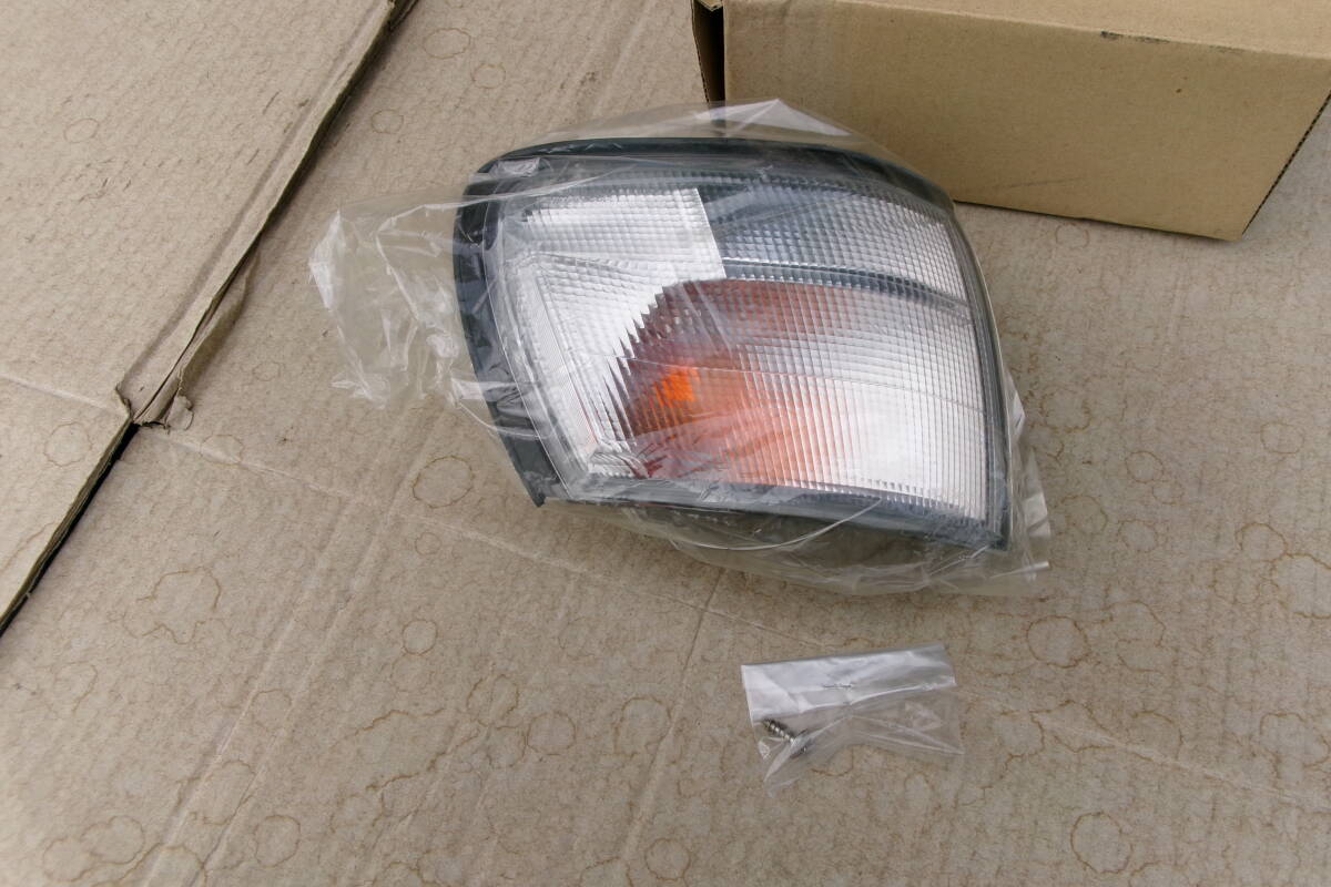 Yahoo!オークション - 日産純正品 プレーリー ジョイ 後期 PM11 コーナ...