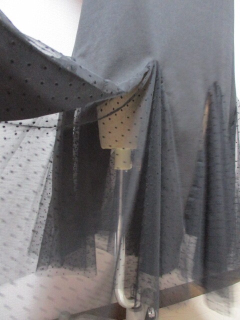 Yahoo!オークション - Dazy 黒 裾ドットメッシュ～ロングワンピース