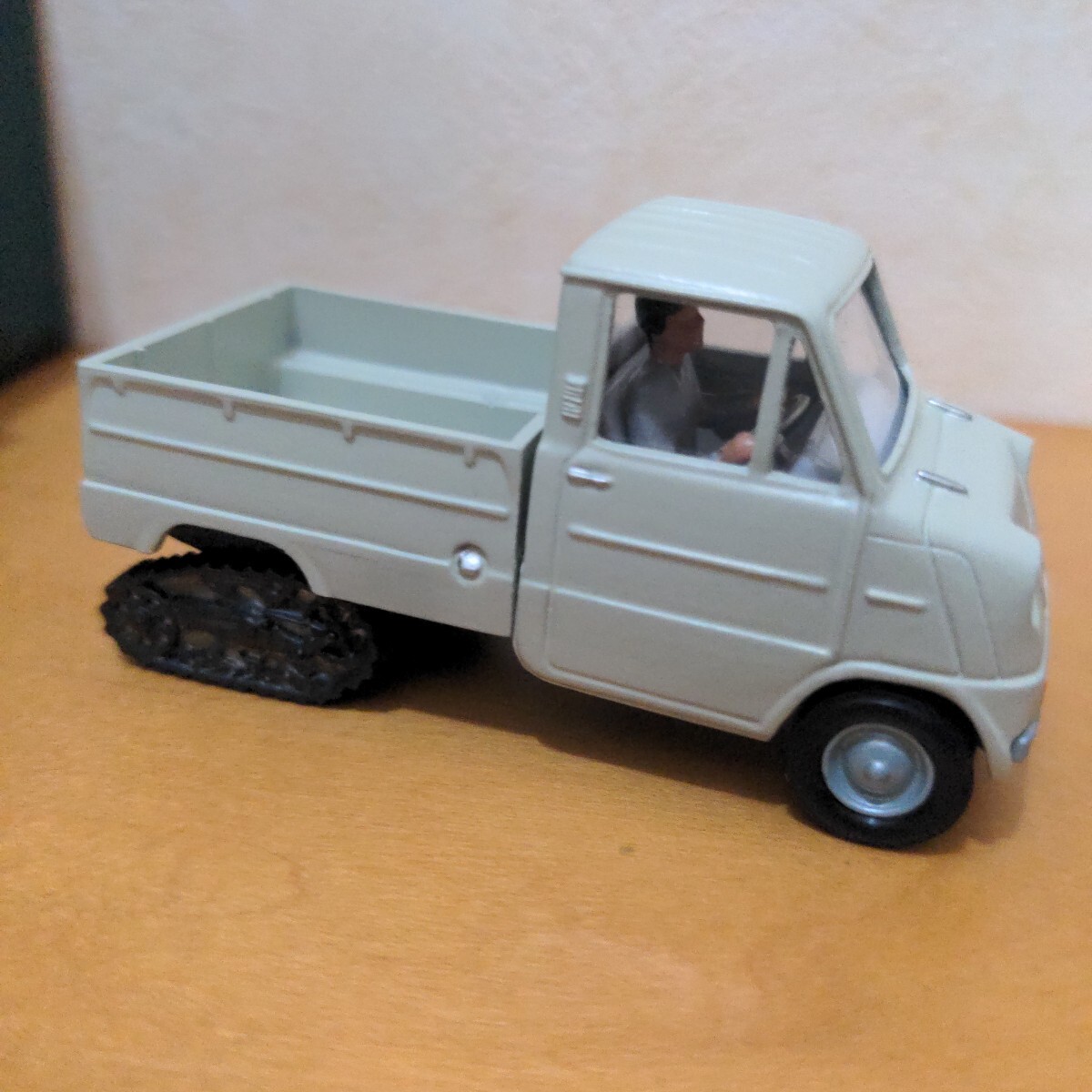 Yahoo!オークション - ミニカー工房コバヤシ製 1965年ホンダT360 クロ...