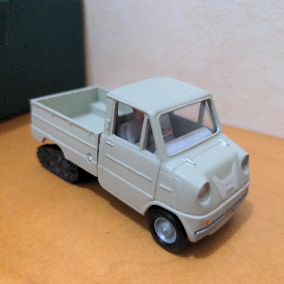 Yahoo!オークション - ミニカー工房コバヤシ製 1965年ホンダT360 クロ...