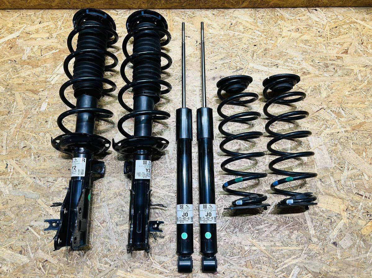 Yahoo!オークション - 良品 HONDA ホンダ RU1 RU3 ヴェゼル 純正 サス...