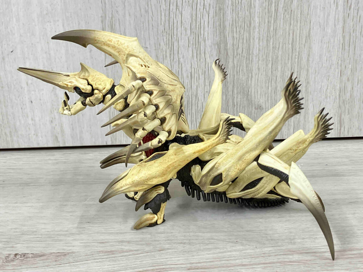 Yahoo!オークション - 【箱無し】レガシー・オブ・リボルテック 特撮リ...