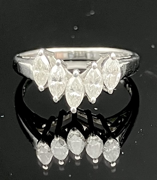 Yahoo!オークション - ダイヤモンド ダイヤ D0.56ct Pt900 プラチナ プ...