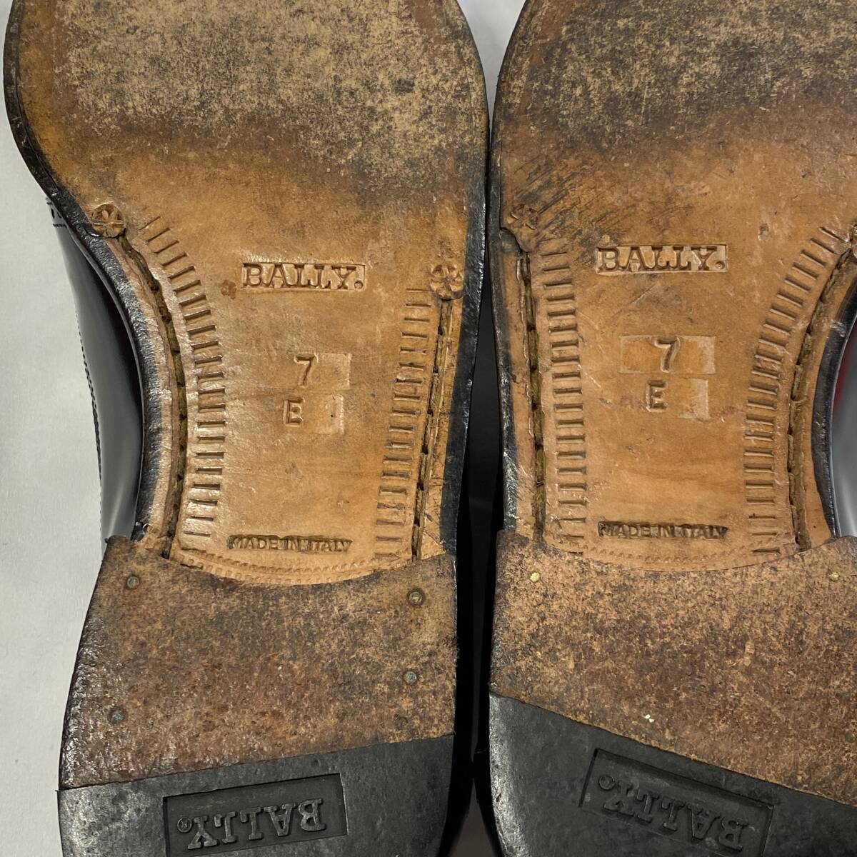 Yahoo!オークション - (BALLY) バリー イタリア製 ブラック キルトタッ...