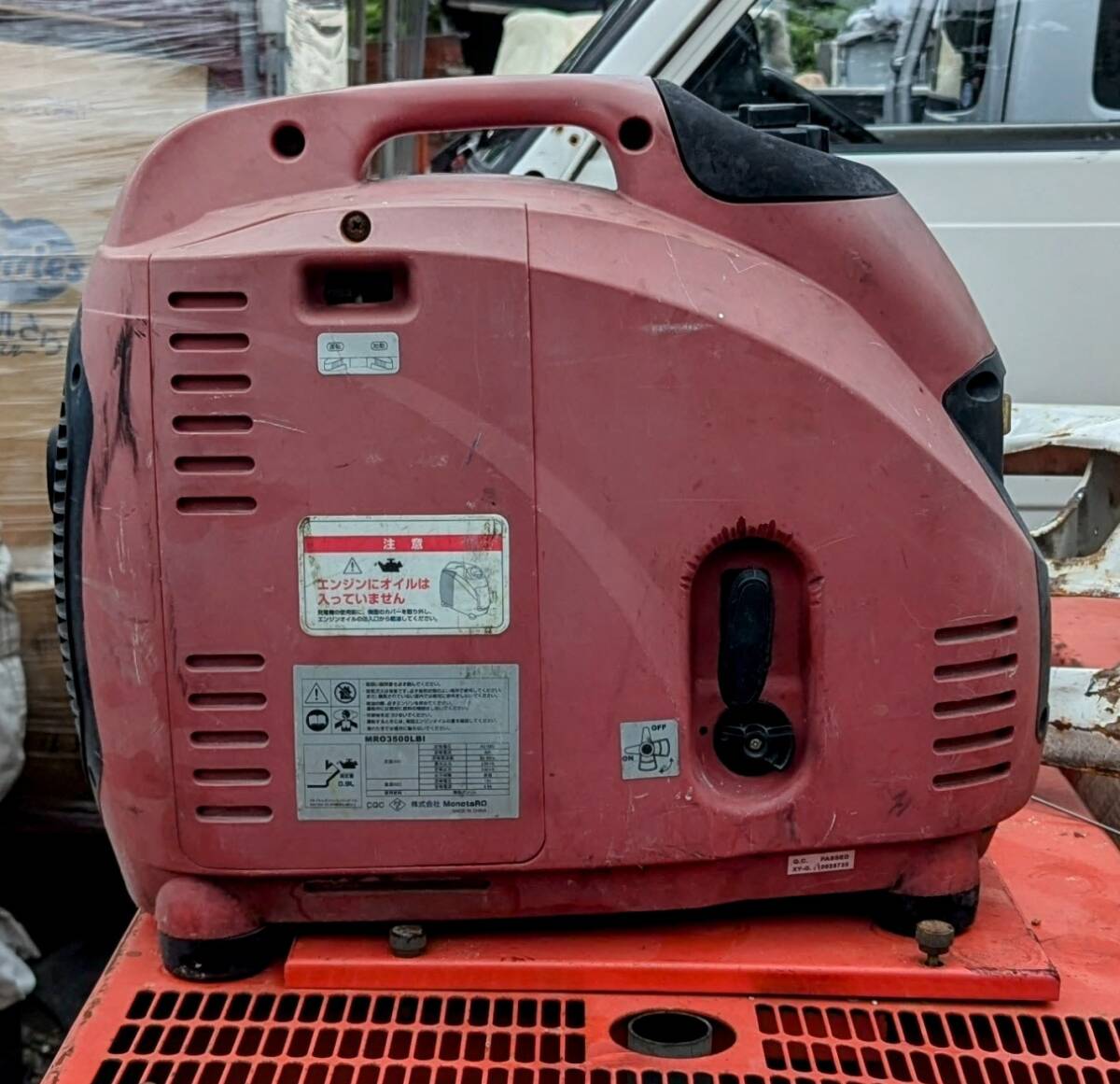 Yahoo!オークション - 中古インバーター発電機 MRO3500LBi 3.5KVA