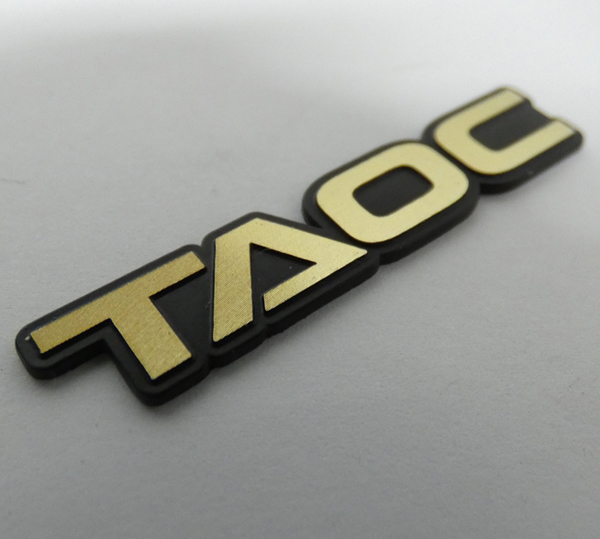 Yahoo!オークション - TAOC エンブレム ロゴプレート アルミ 幅47mm ...