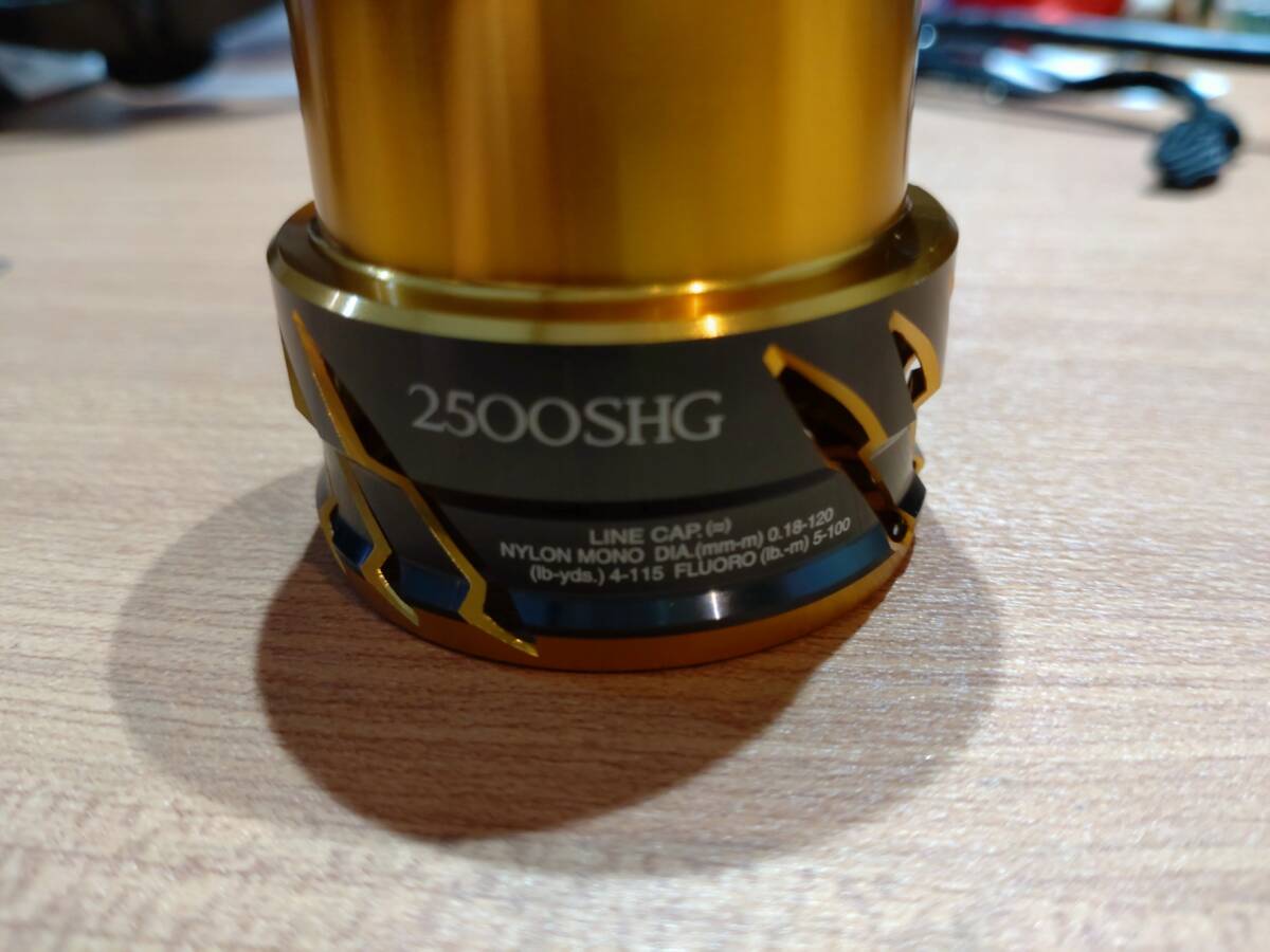 Yahoo!オークション - シマノ純正 20ツインパワー 2500SHG スプール 新...