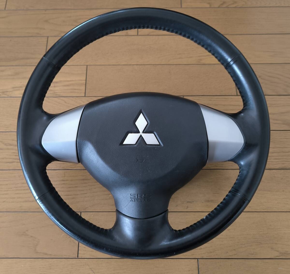 Yahoo!オークション - [即決] 三菱 アイ i HA1W 純正 革巻き レザー ハ...