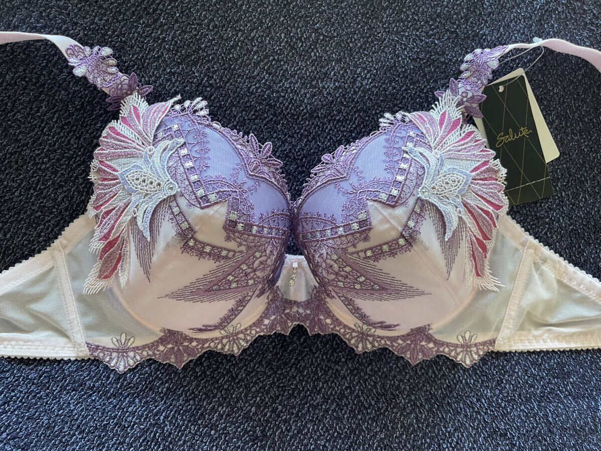 Yahoo!オークション - 【サルート】 店舗限定 79G 王家の紋章 G70 ブラ...